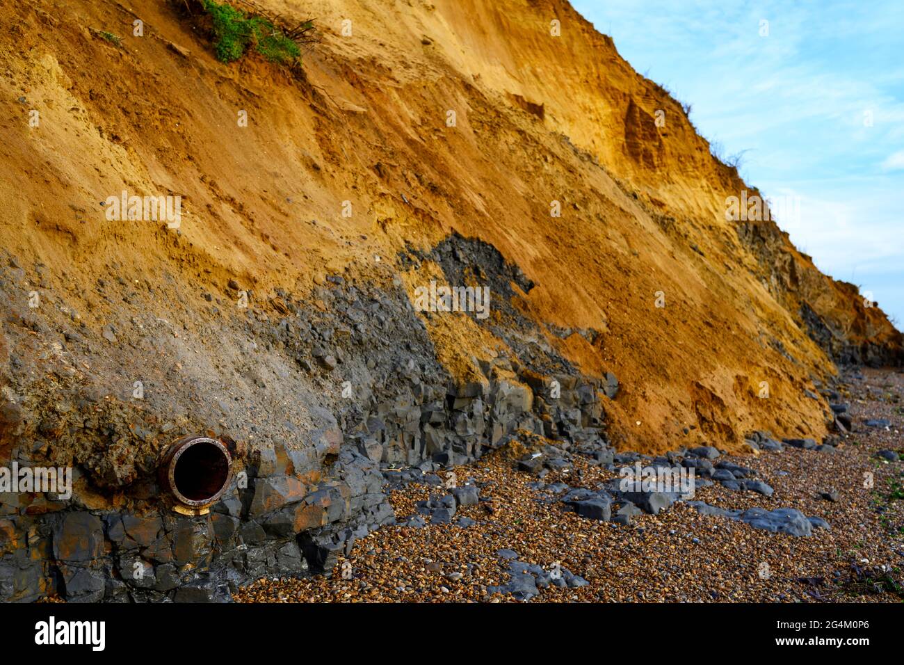 effects of coastal erosion Stock Photo - Alamy