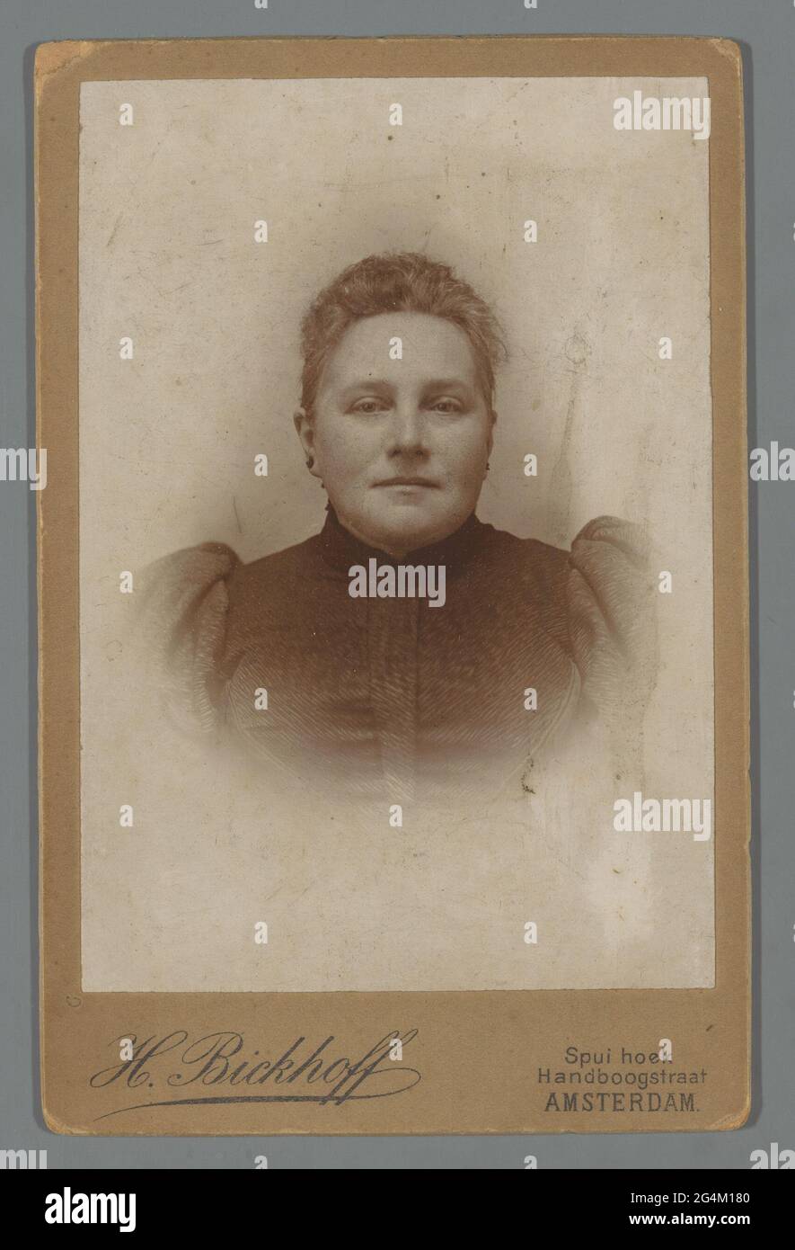 Portrait of an unknown woman Stock Photo - Alamy