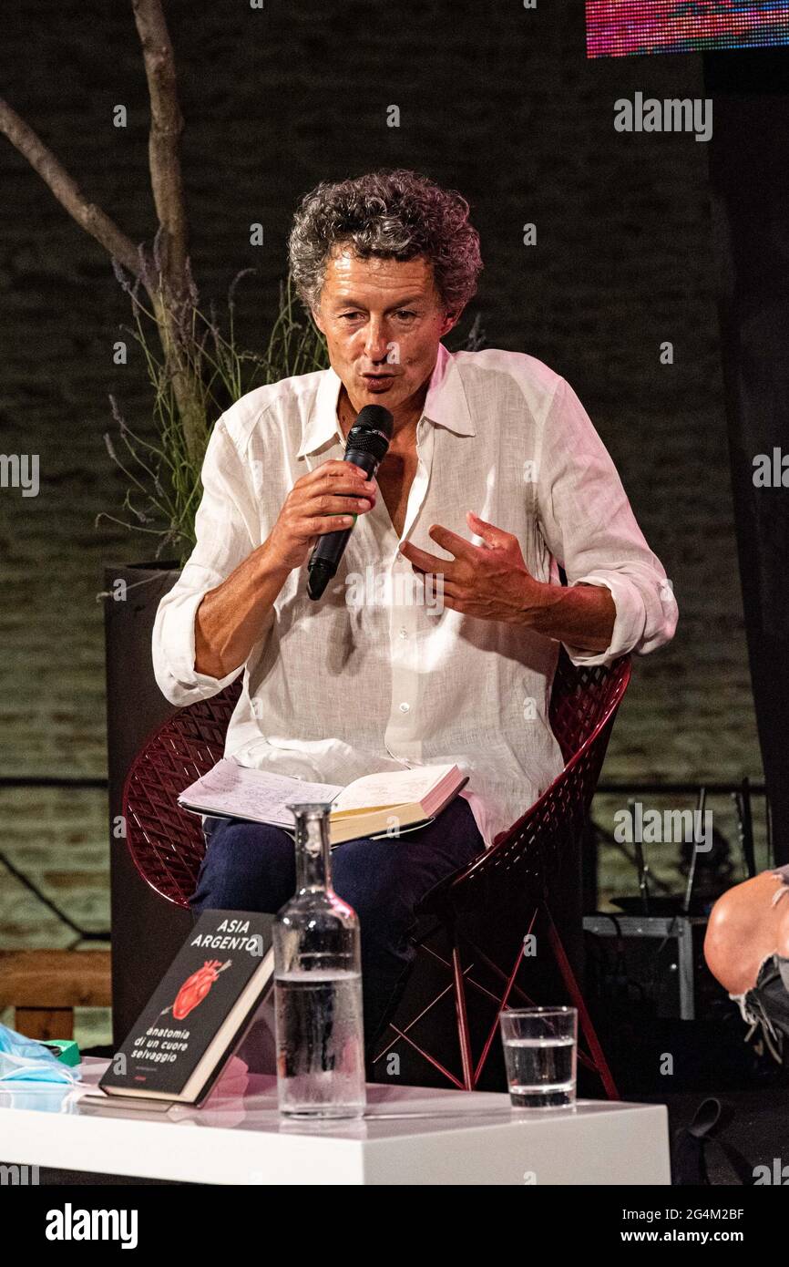 Fano, Italia. 21st June, 2021. Lorenzo Pavolini durante Asia Argento ...