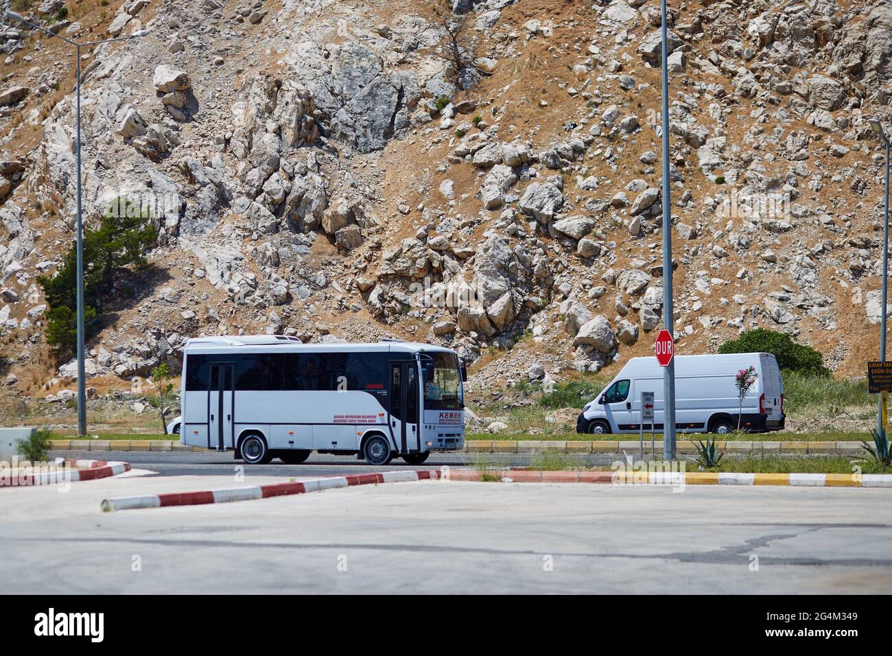 Group photo bus mountains hi-res stock photography and images - Alamy