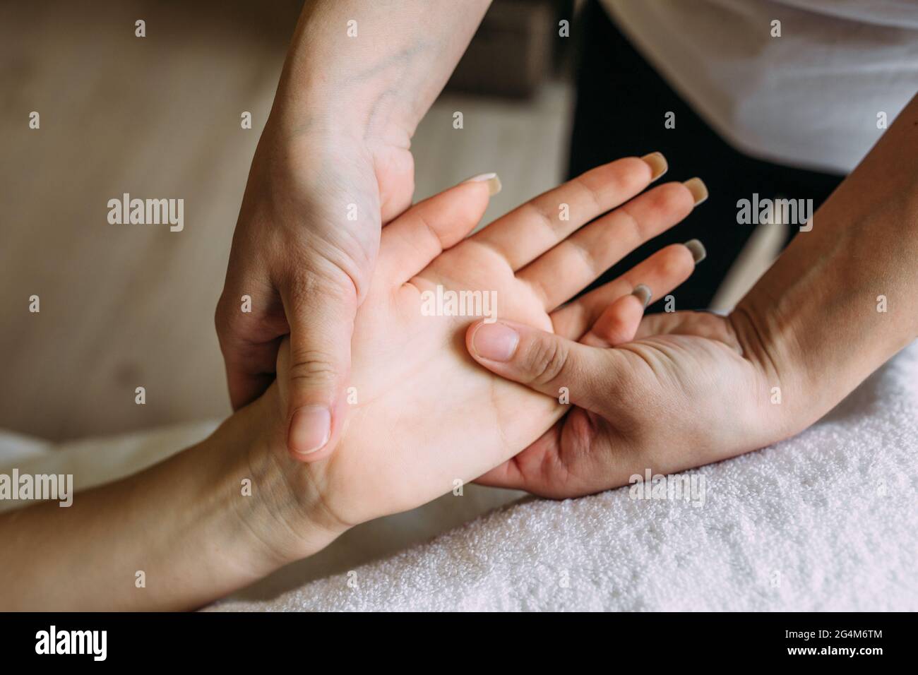 Hand massage therapy hi-res stock photography and images - Alamy