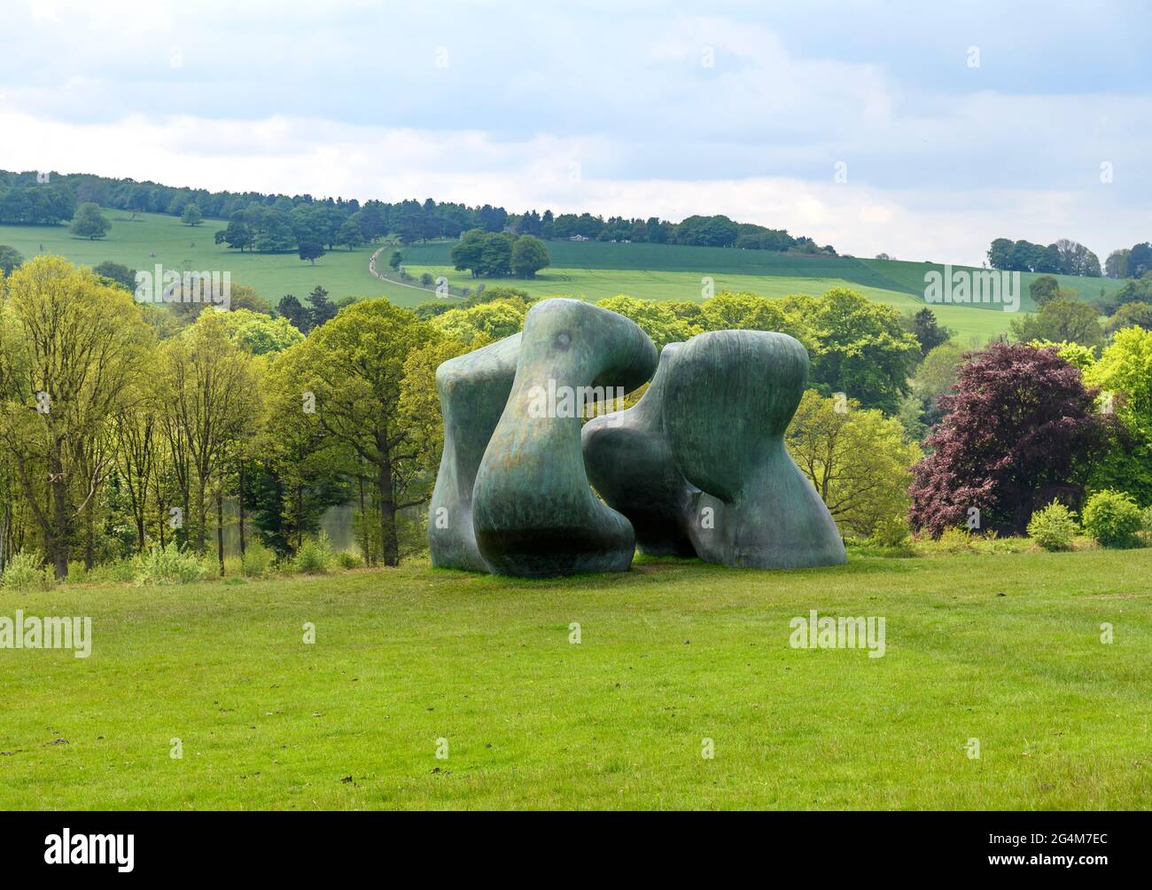 The gigantic bronze sculptures, Large Two Forms by Henry Moore ...