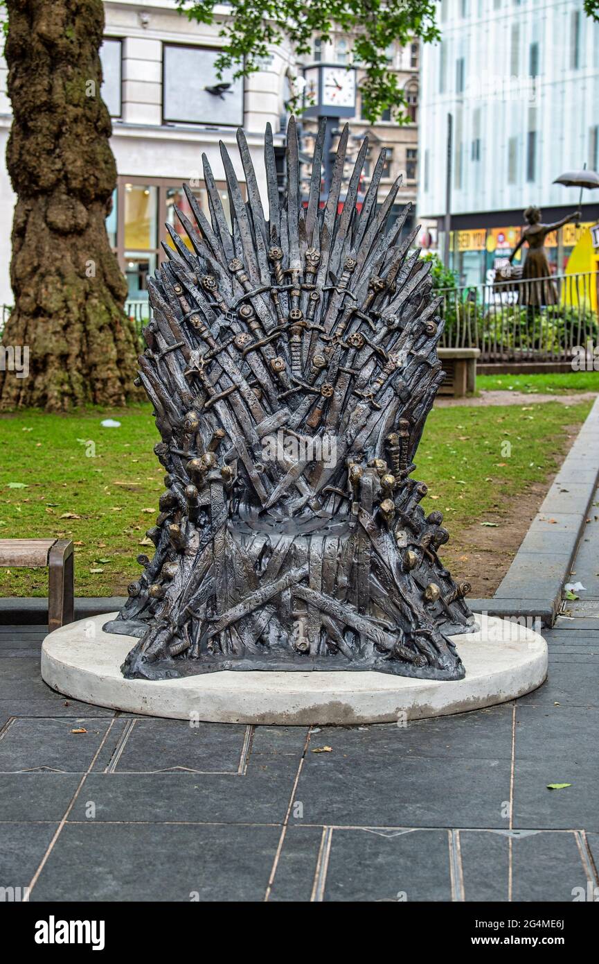 The Iron Throne statue has been unveiled in Leicester Square, London to ...