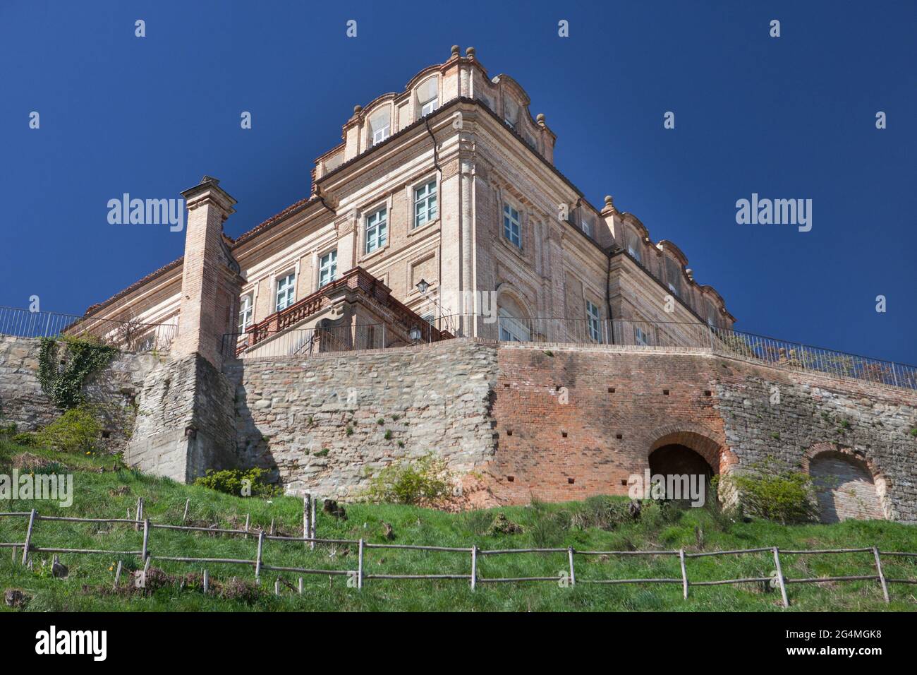 Guarene castle hi-res stock photography and images - Alamy