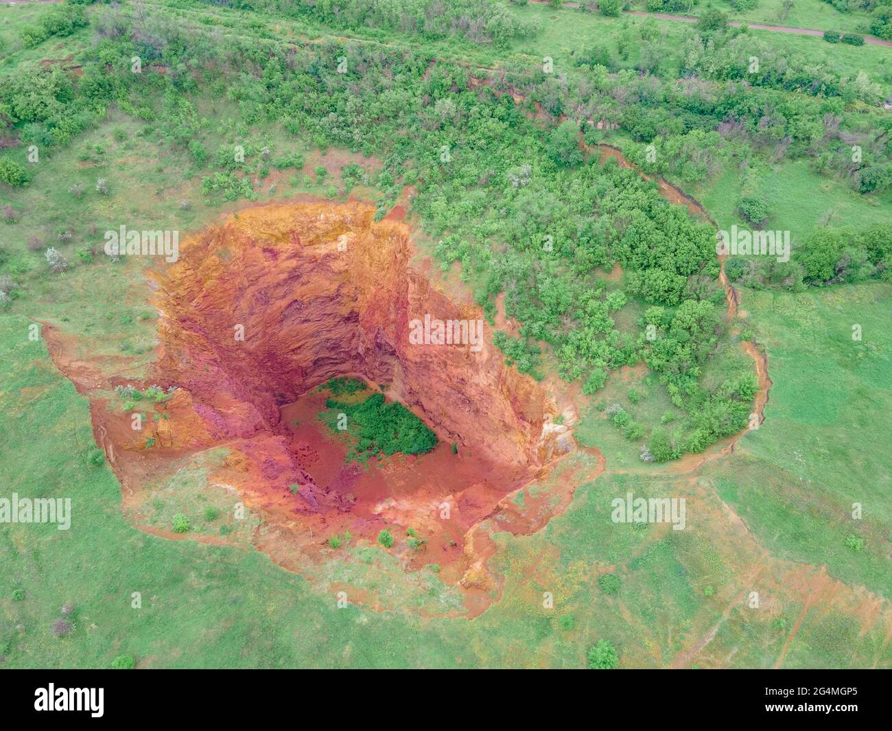 Mine tunnel collapsed hi-res stock photography and images - Alamy