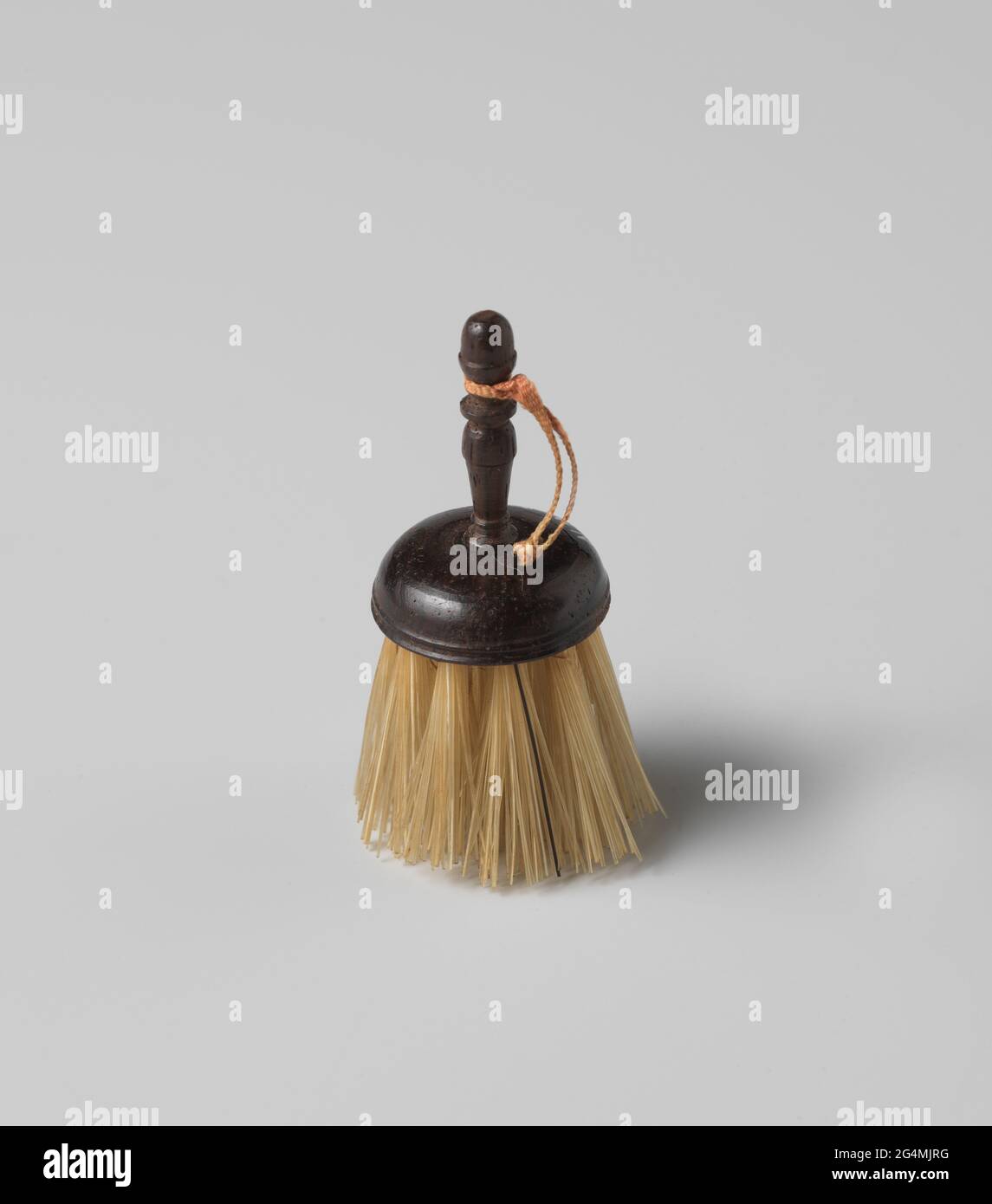 Edge bristles hi-res stock photography and images - Alamy