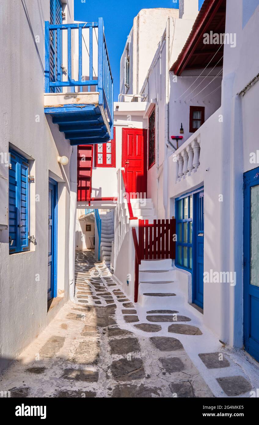 Typical greek island cobbled alley hi-res stock photography and images ...