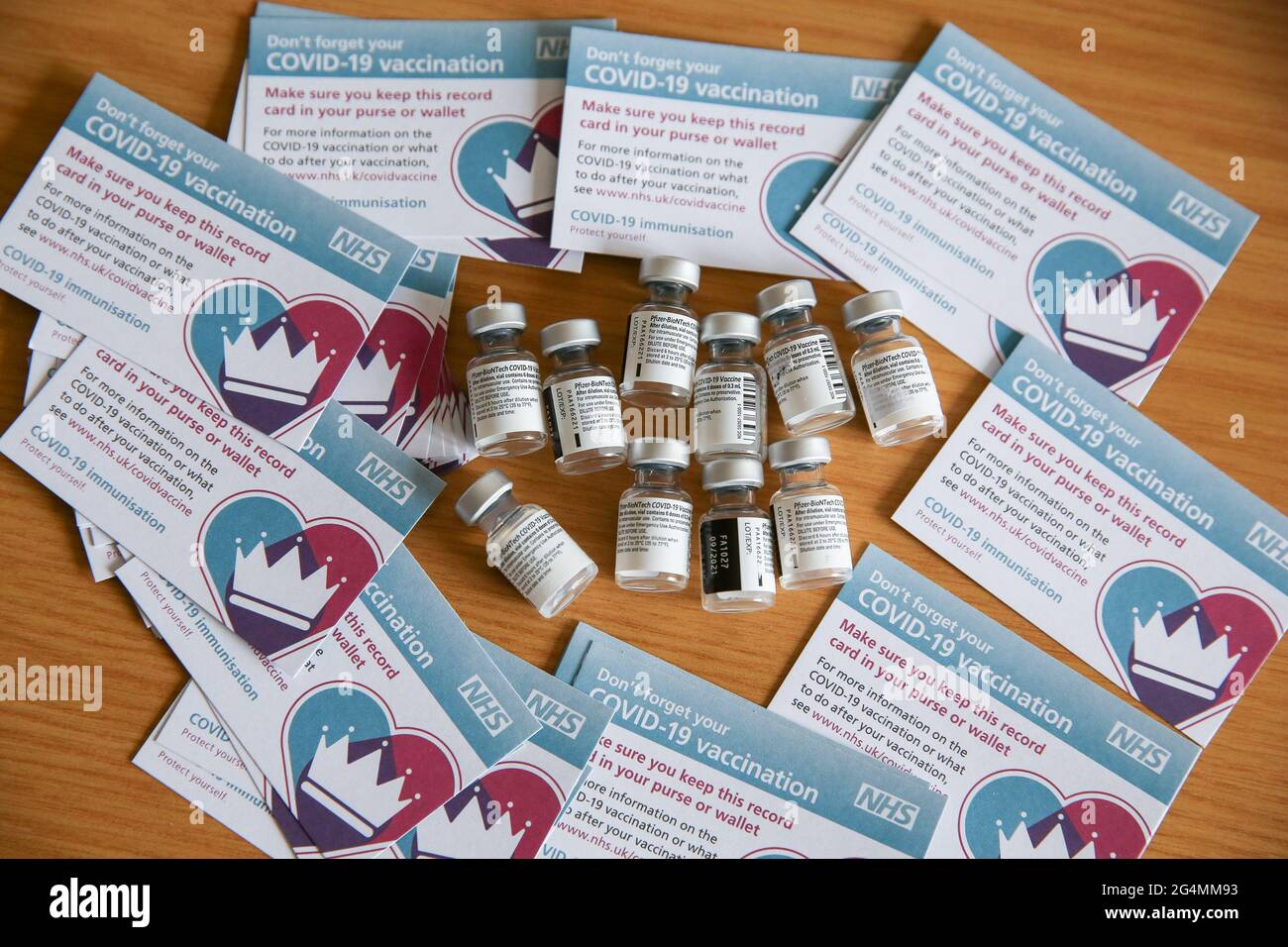 Immunization record cards hi-res stock photography and images - Alamy