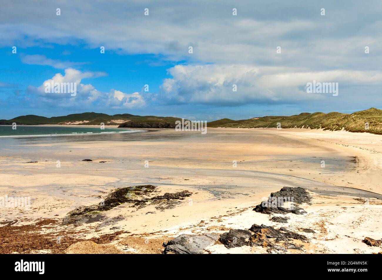 DURNESS SUTHERLAND SCOTLAND ON AN EARLY SUMMER MORNING BALNAKEIL BEACH ...