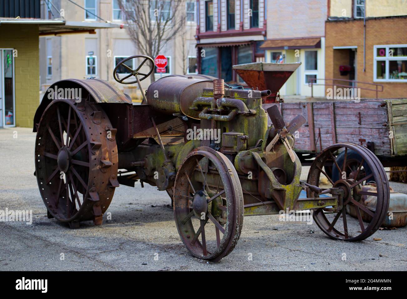 An old, rusty tractor Stock Photo - Alamy
