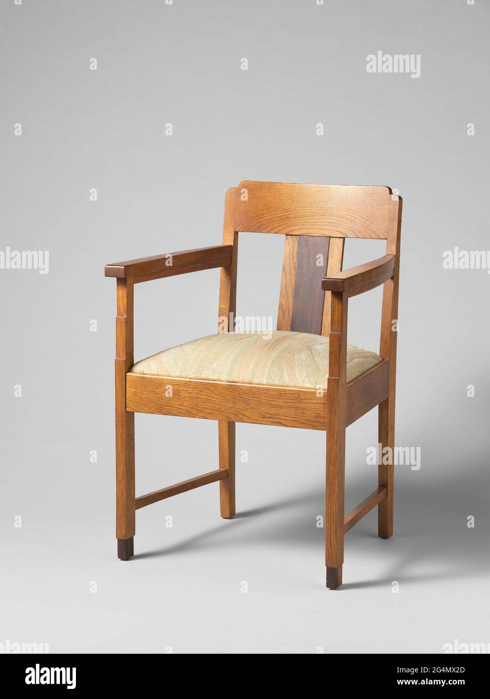 Seating support struts hi-res stock photography and images - Alamy