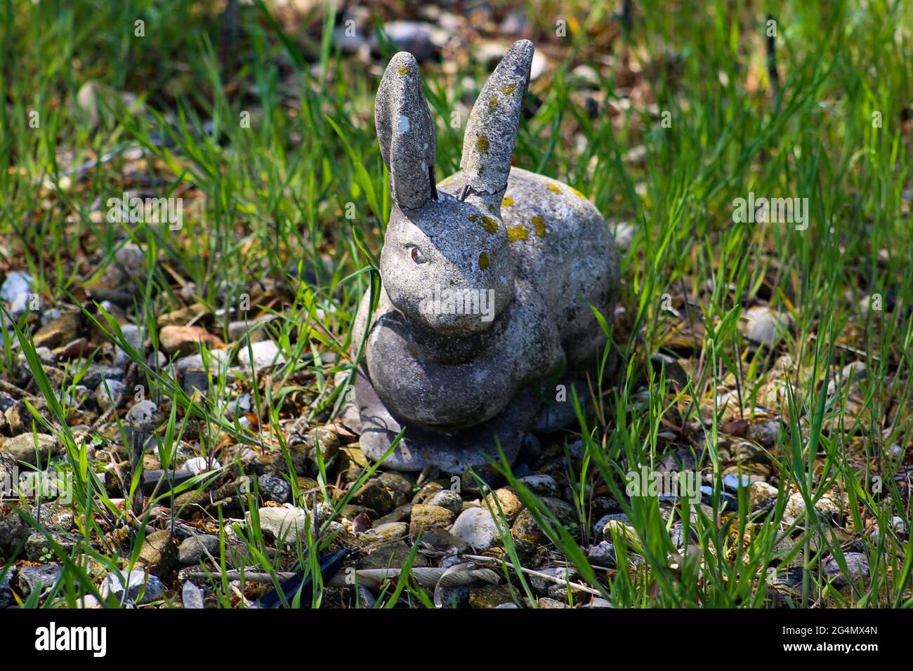 Sculpture rabbit hare hi-res stock photography and images - Alamy