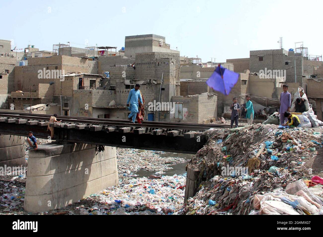 Huge heap of garbage and sewerage water creating problems for residents ...
