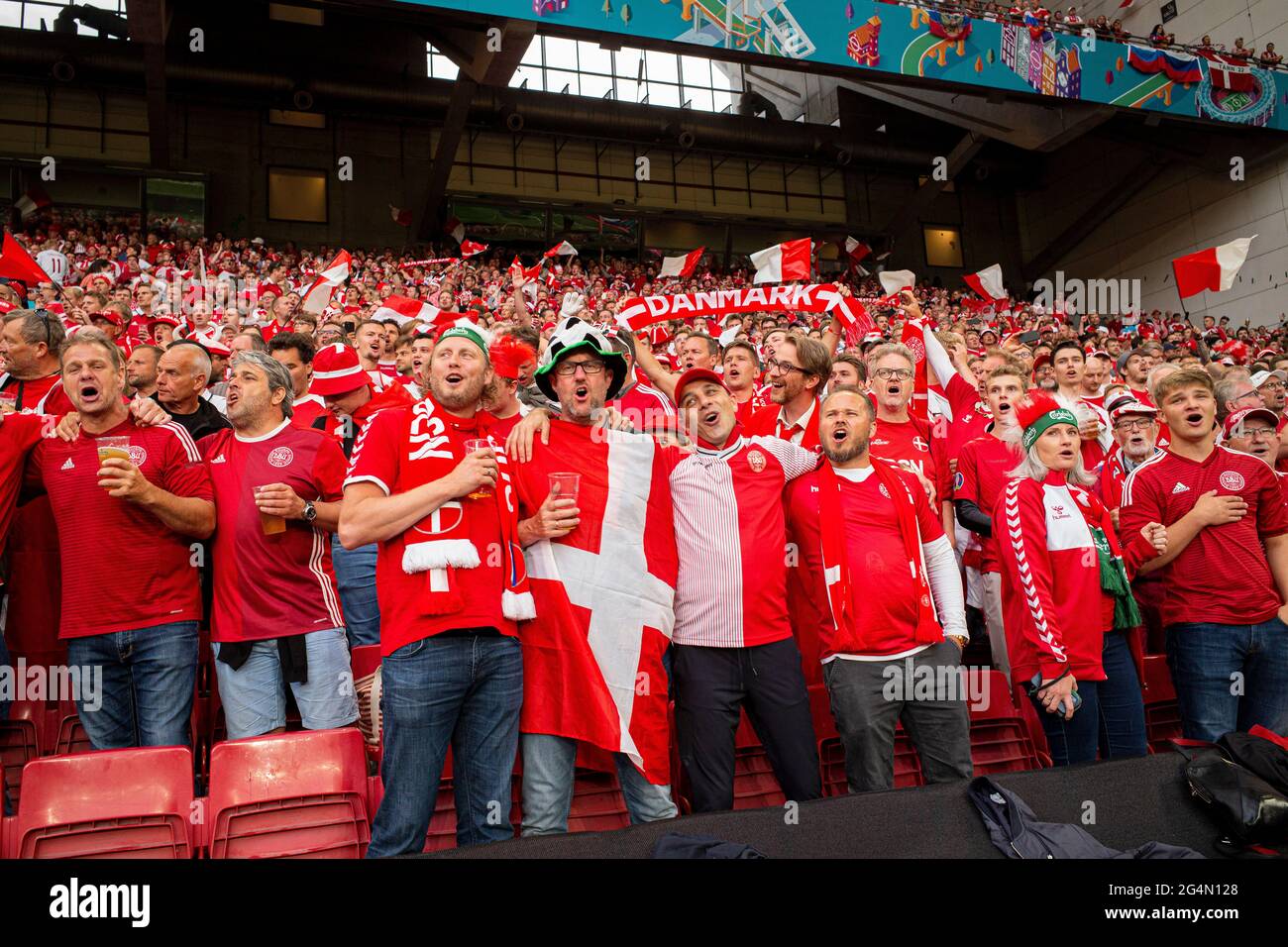 Euro 2020 denmark fans hi-res stock photography and images - Alamy