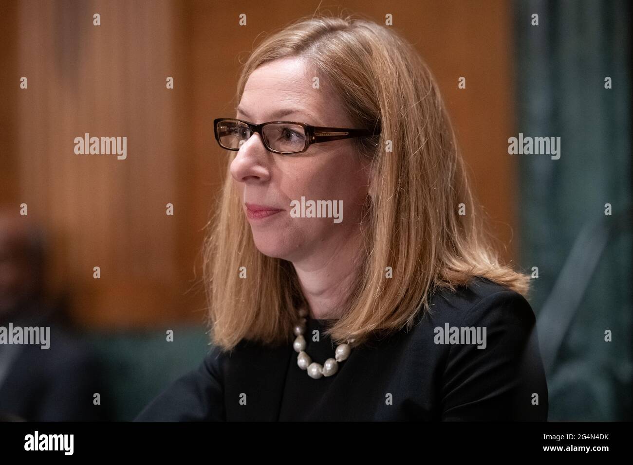 Elizabeth Rosenberg High Resolution Stock Photography and Images - Alamy