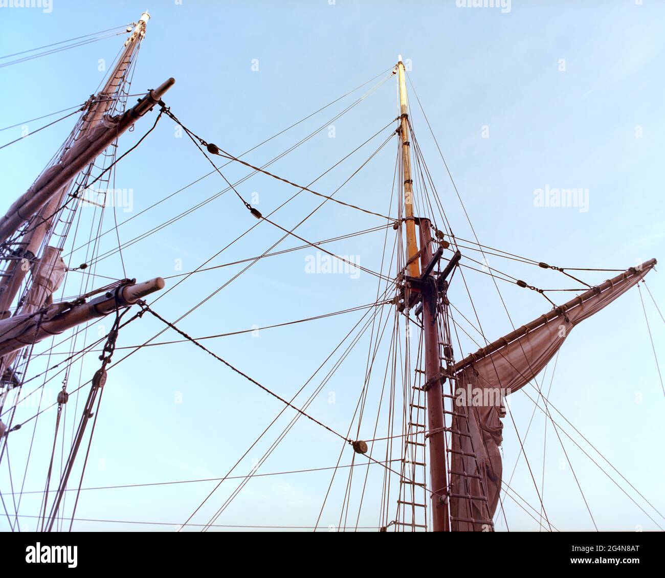 Tall sailing ship brig hi-res stock photography and images - Alamy