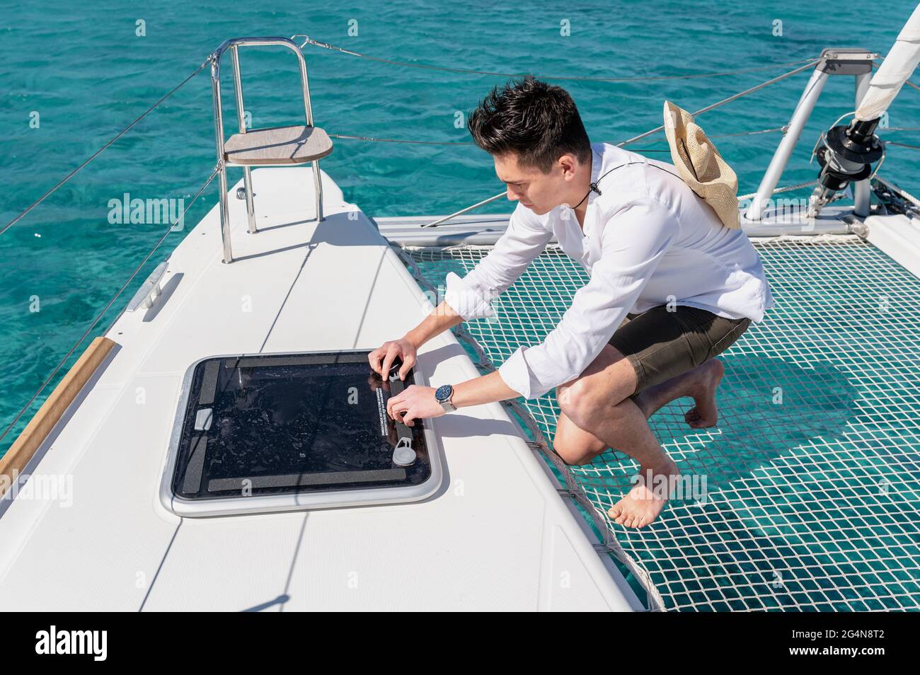 Marine hatch hi-res stock photography and images - Alamy