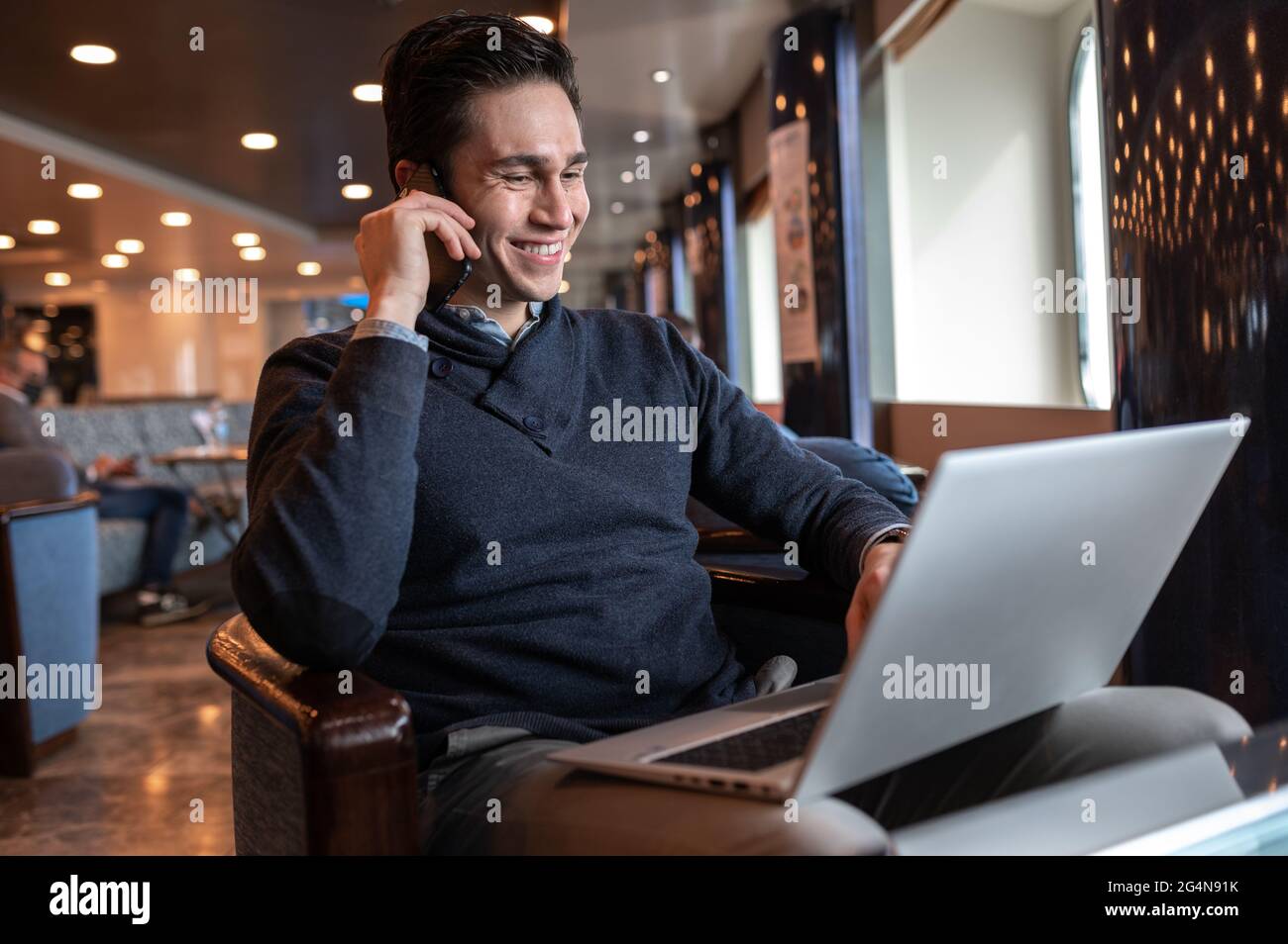 Cruise ship computer hi-res stock photography and images - Alamy