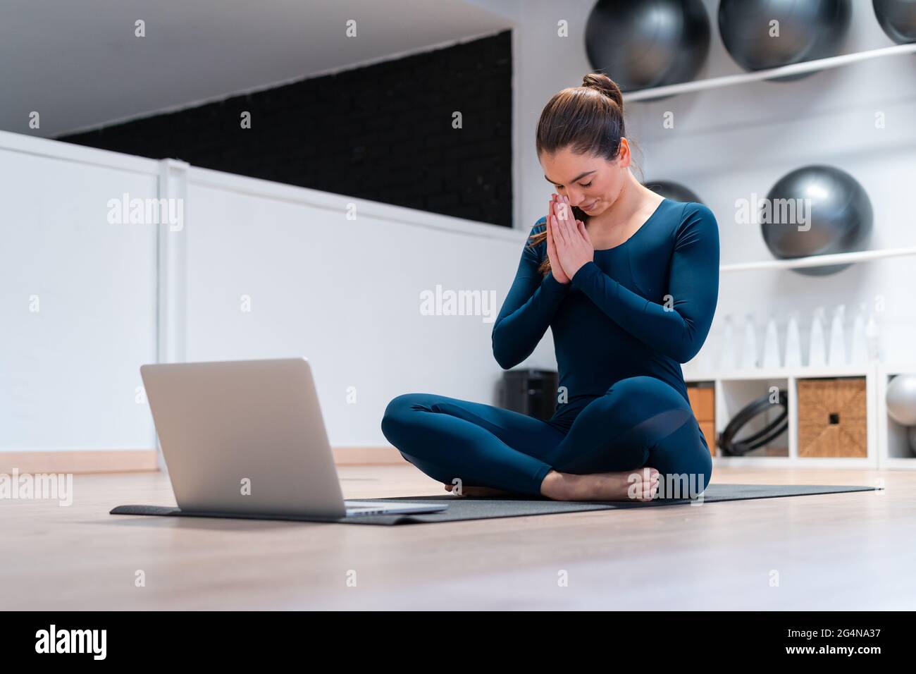 Namaste hands video hi-res stock photography and images - Alamy