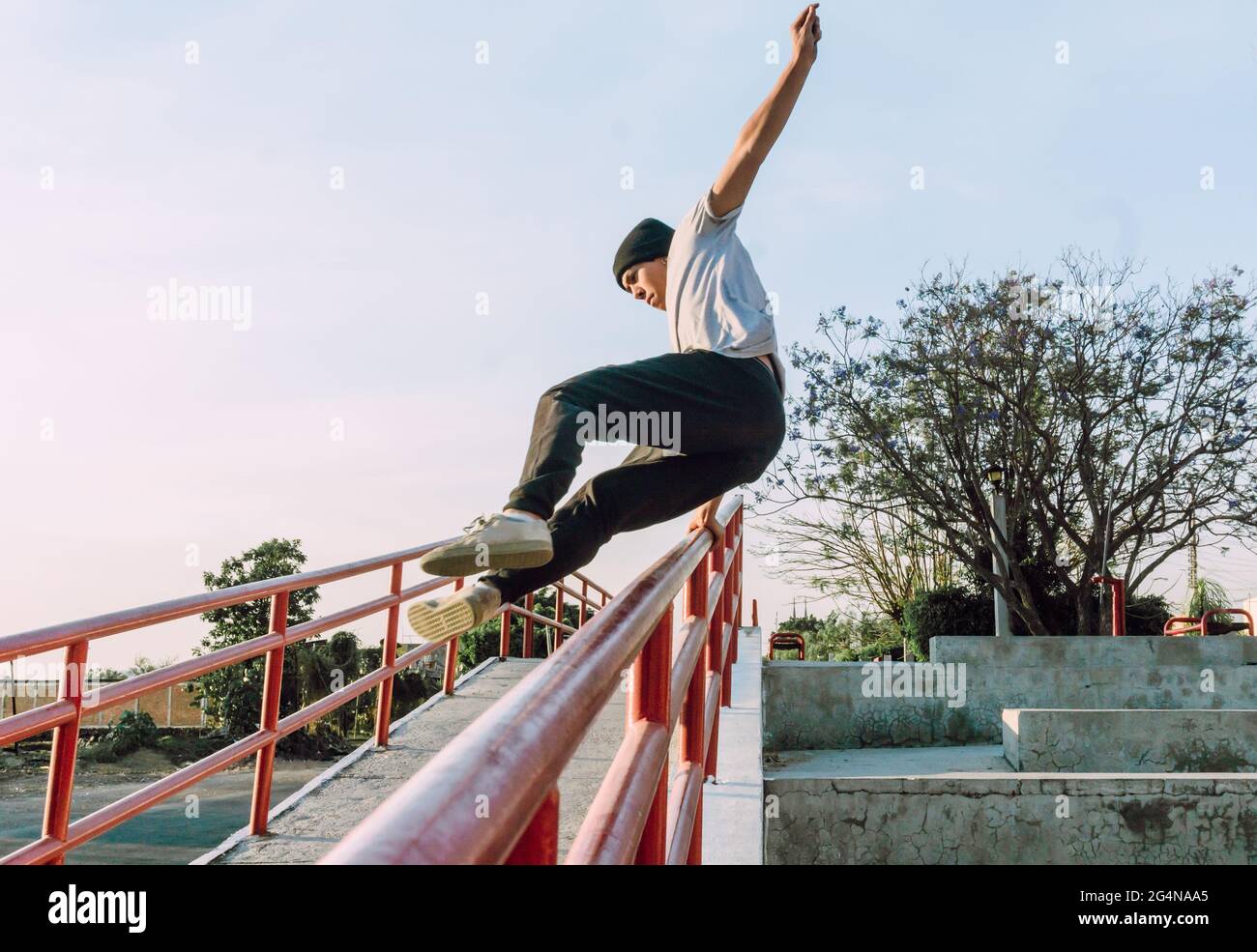 Action fence leap jump hi-res stock photography and images - Alamy