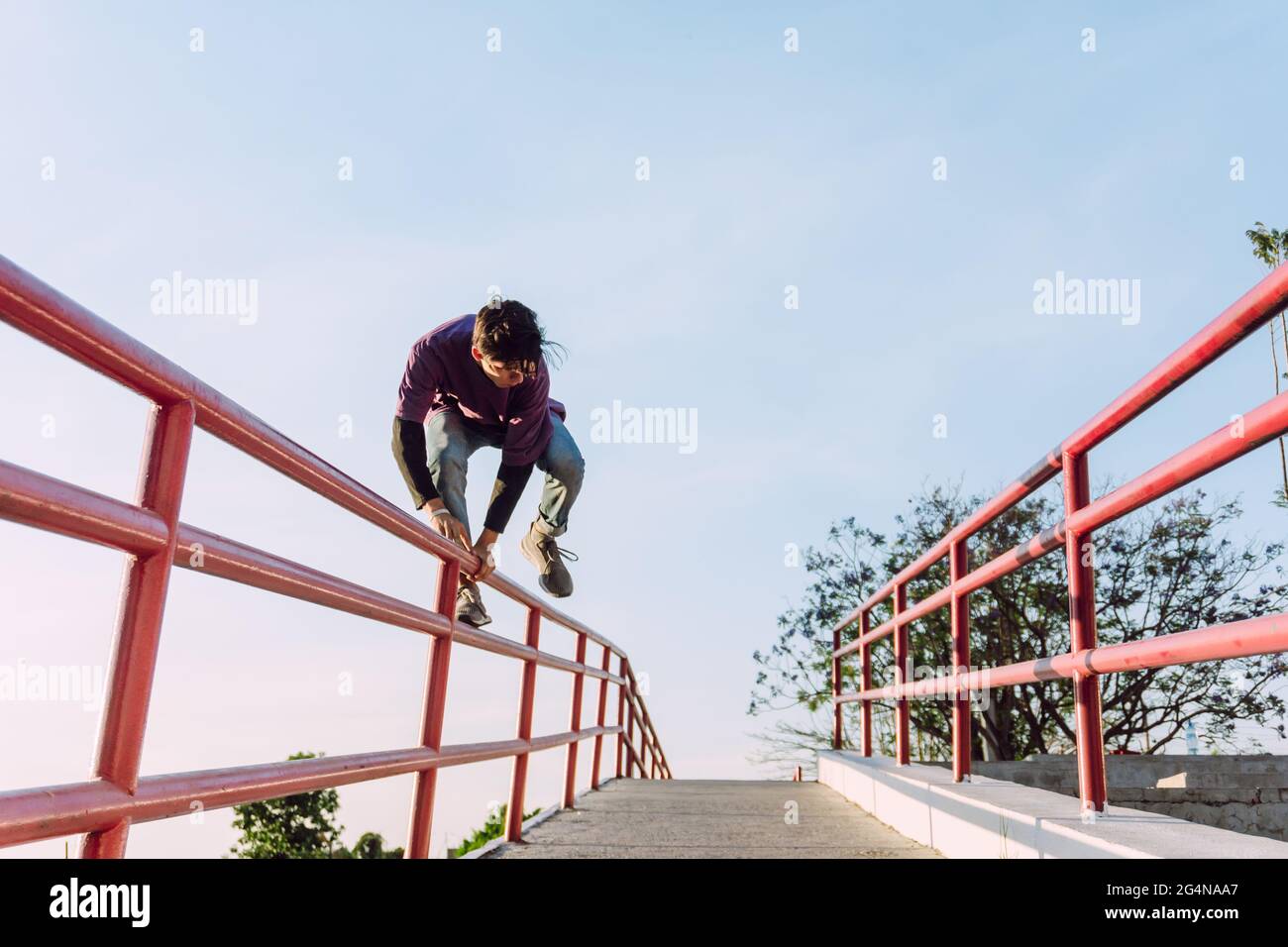 Action fence leap jump hi-res stock photography and images - Alamy