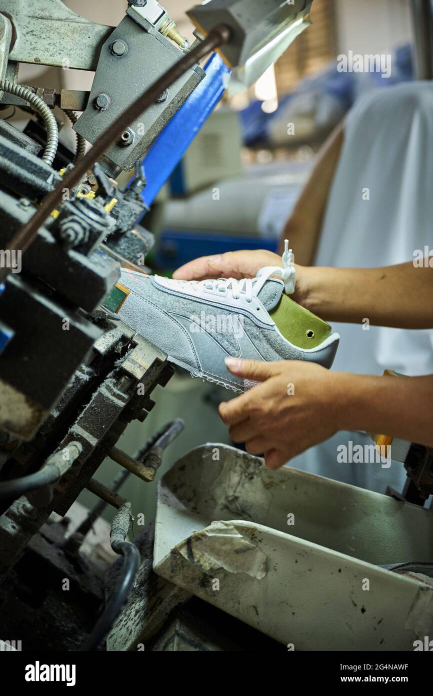 Shoes process hi-res stock photography and images - Alamy