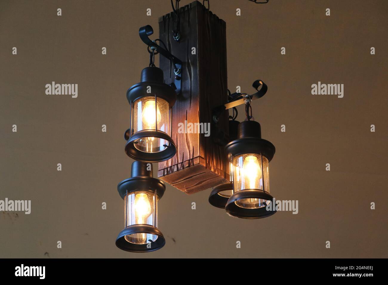 Lamps decor hi-res stock photography and images - Alamy