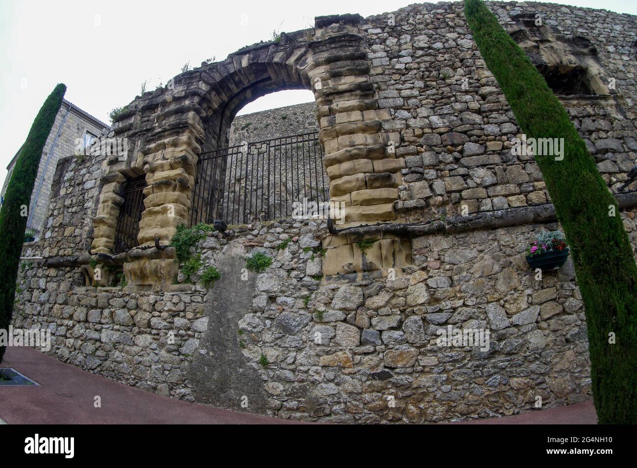 Tournon castle hi-res stock photography and images - Alamy