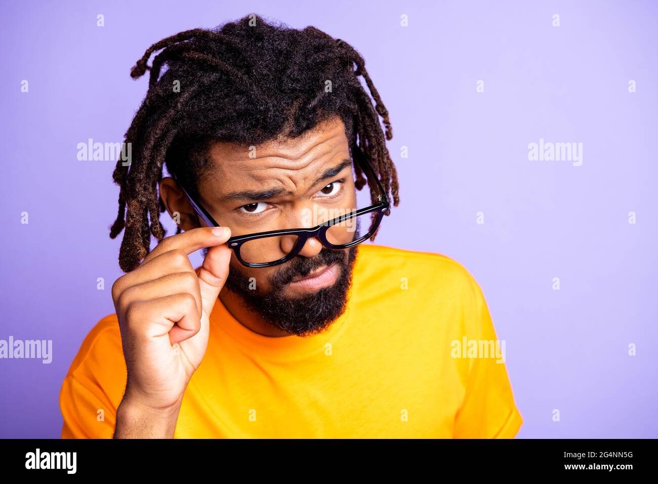 Face sad dreadlocks hi-res stock photography and images - Alamy