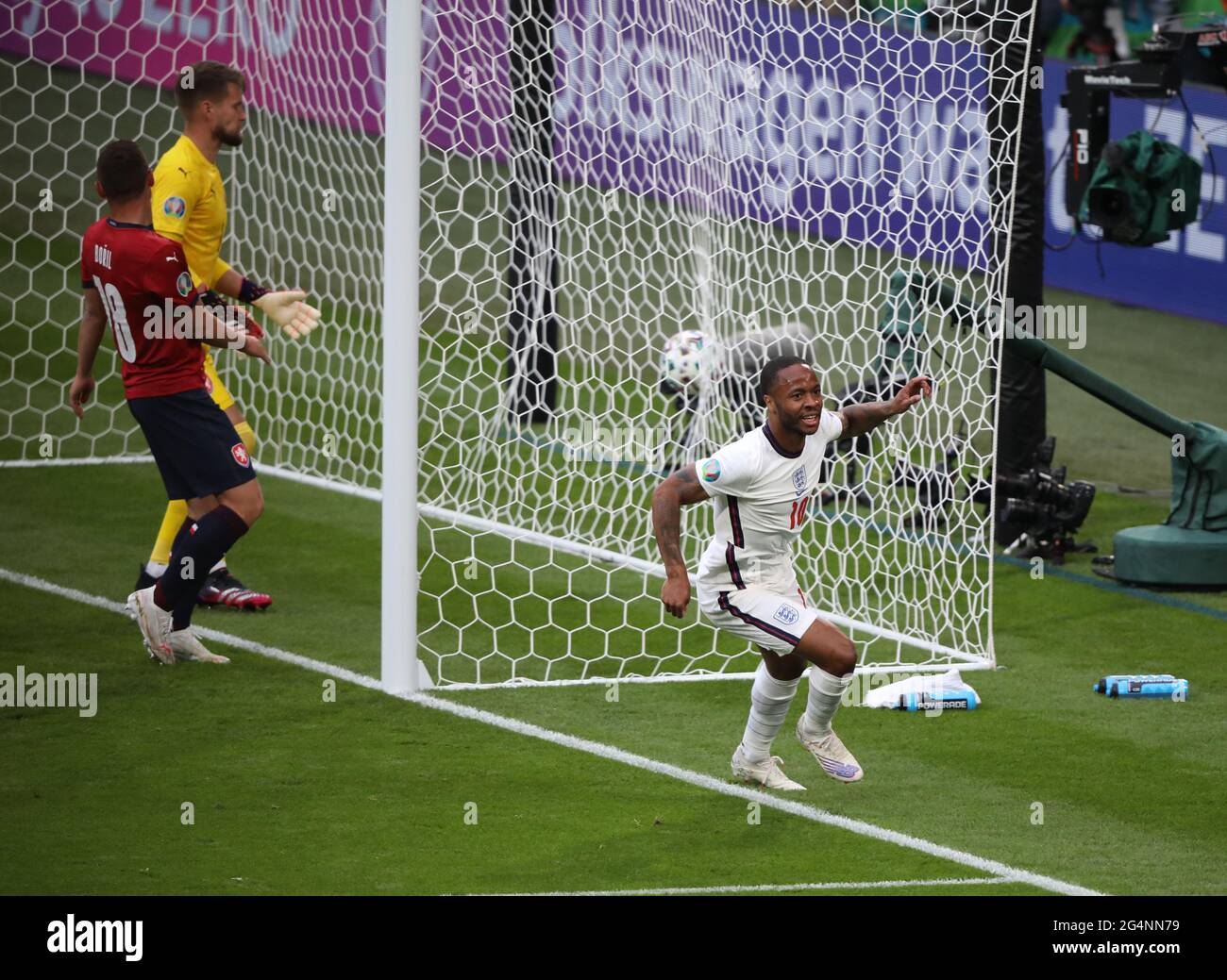 London, UK. 22nd June, 2021. Raheem Sterling (E) scores the first ...