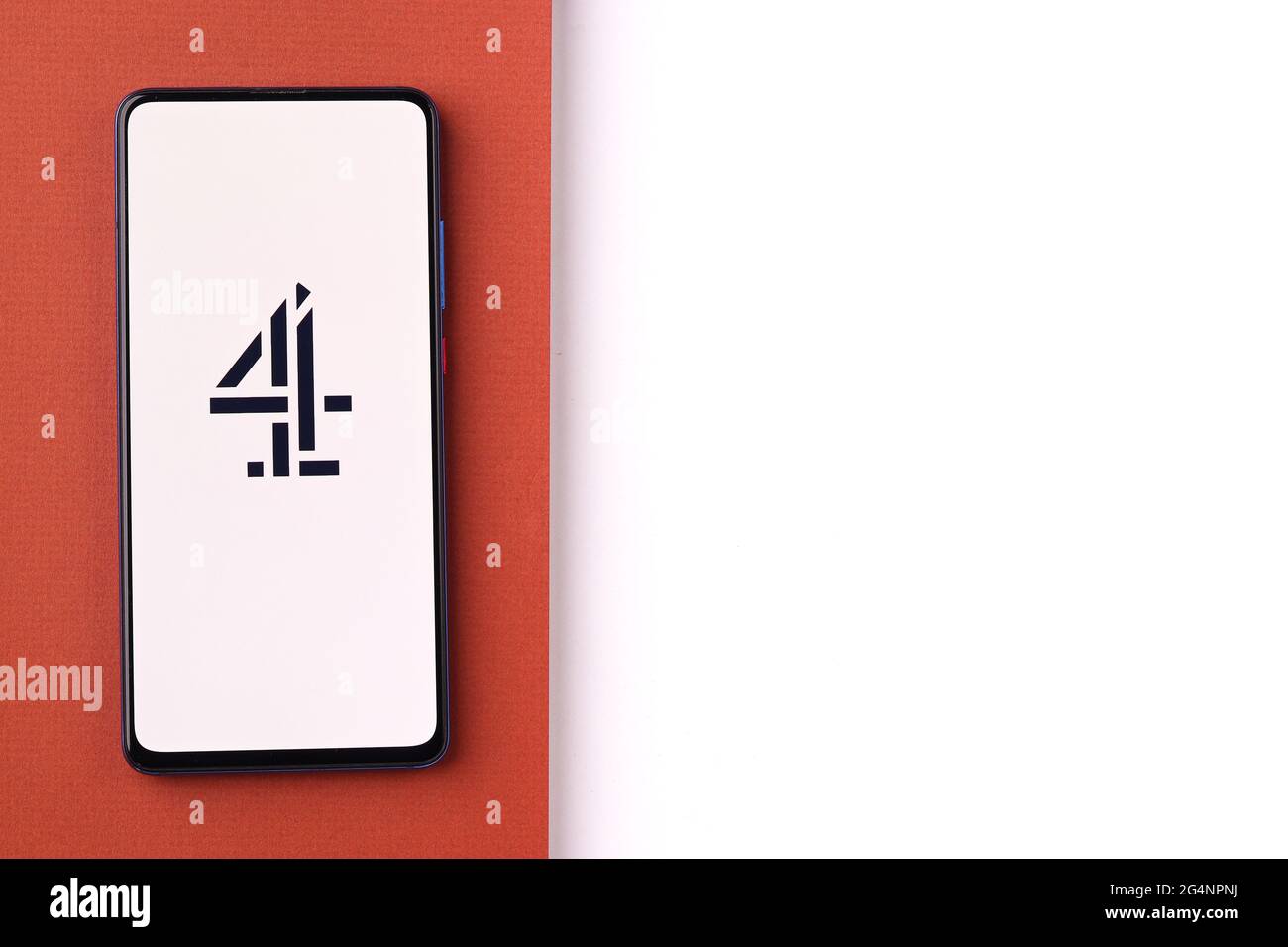 Channel 4 logo hi-res stock photography and images - Alamy