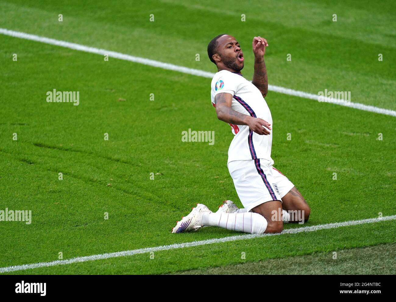 Euro2020 goal celebration hi-res stock photography and images - Alamy