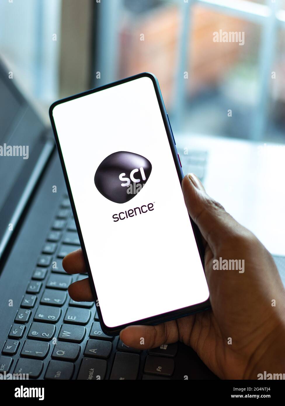 Discovery science logo on phone screen stock image Stock Photo - Alamy