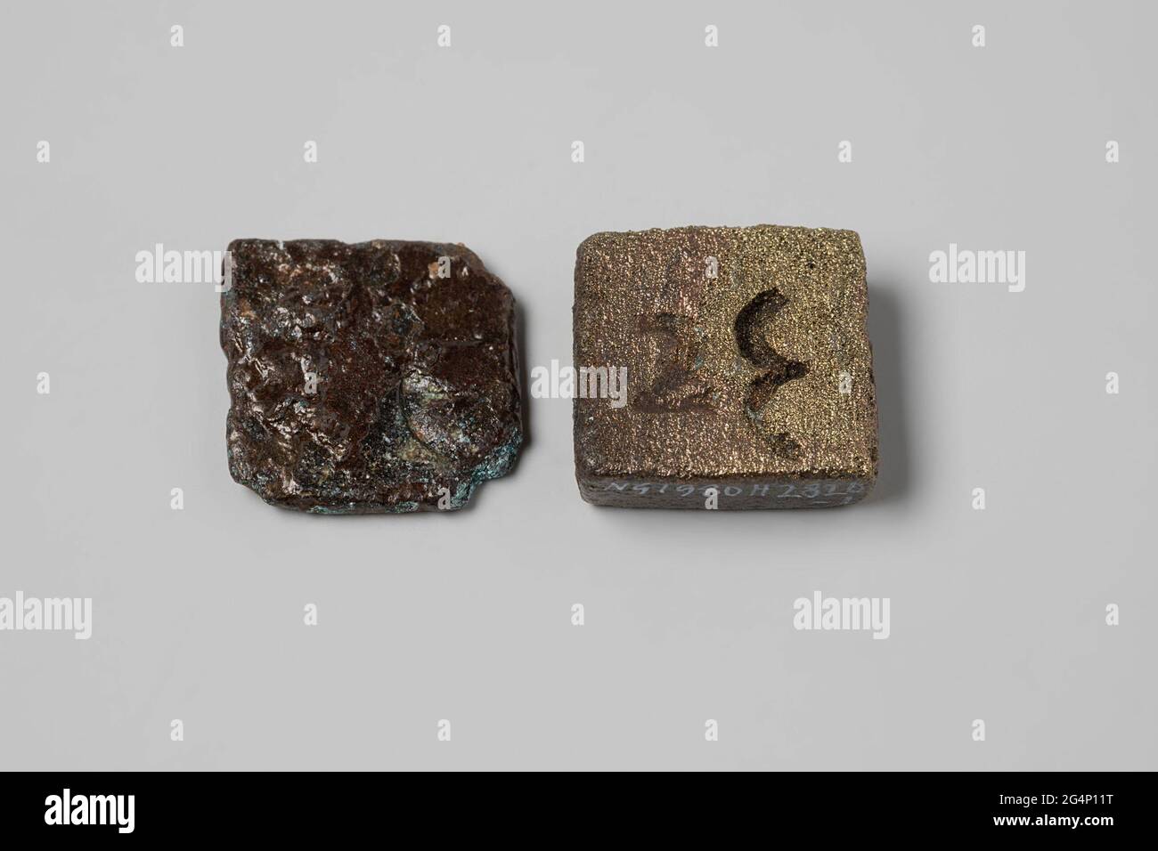 Weights Pharmacist Balance from the wreck of the East Indieschief ...