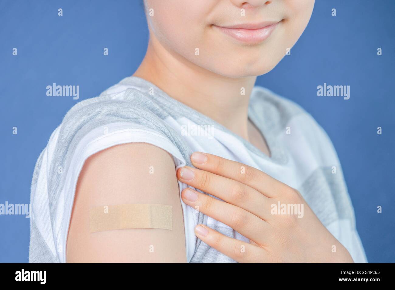 Teen boy injection hi-res stock photography and images - Alamy