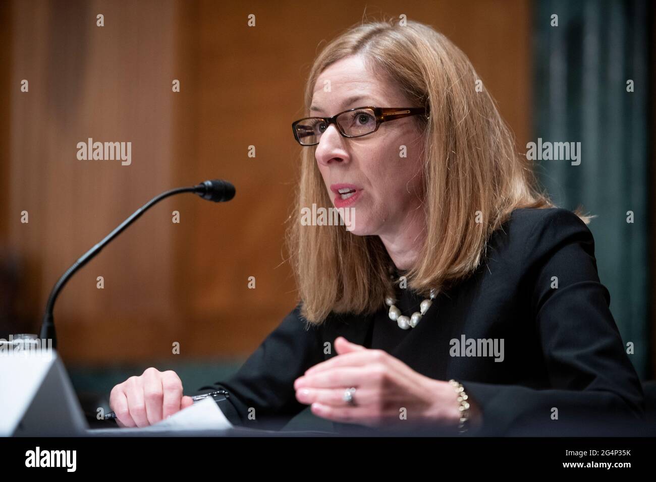 Elizabeth rosenberg treasury hi-res stock photography and images - Alamy