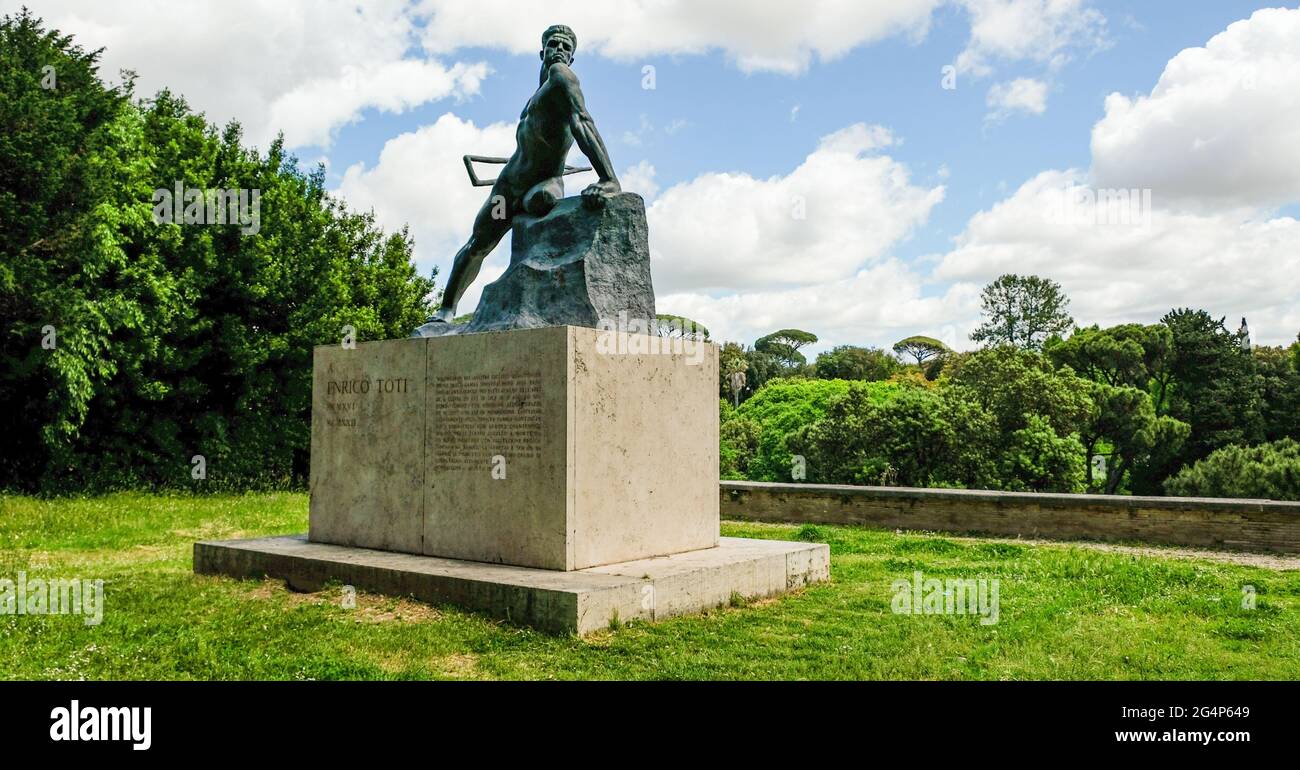 Enrico toti hi-res stock photography and images - Alamy