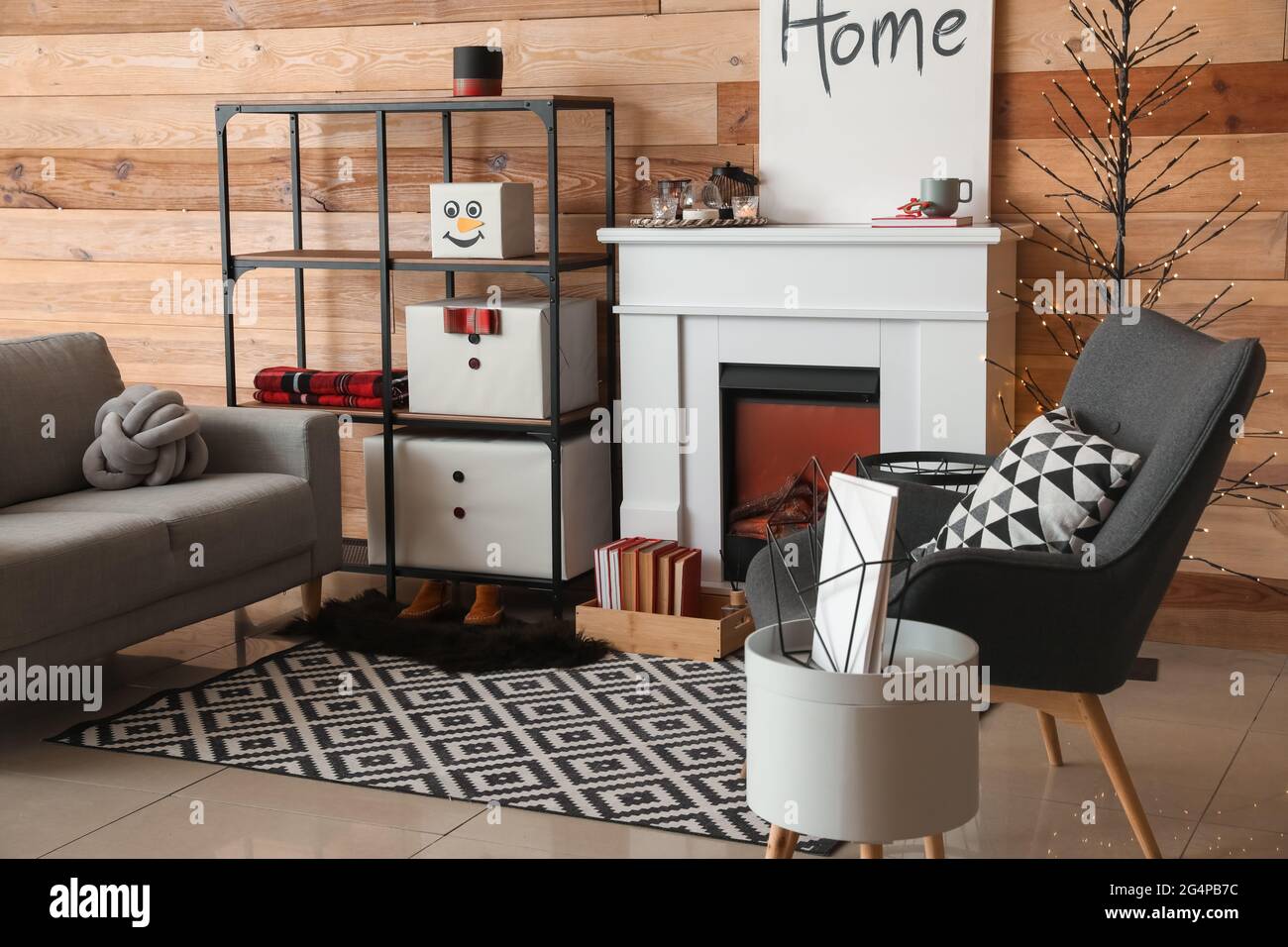 Interior of living room with decorative snowman Stock Photo - Alamy