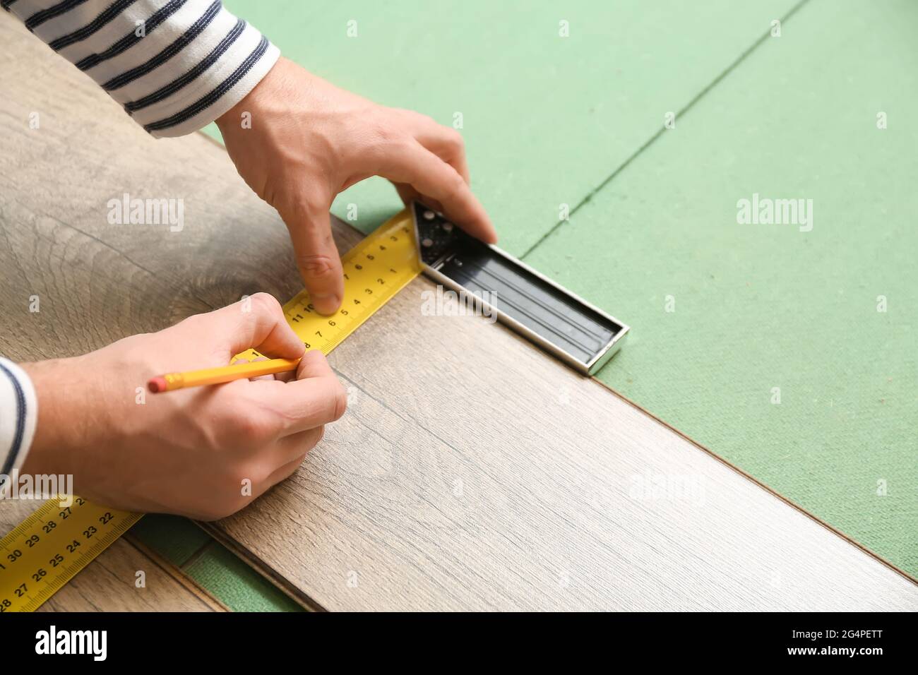 New ruler taking hi-res stock photography and images - Alamy