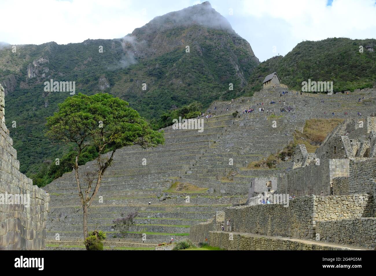 Machu picchu panoramic view inca hi-res stock photography and images ...