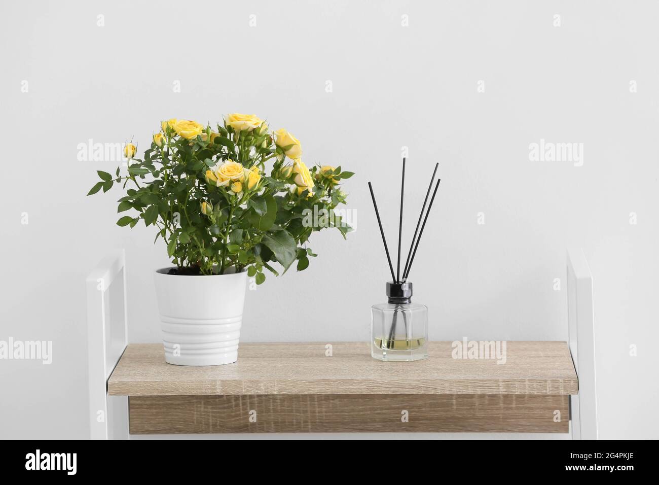 Reed diffuser in room rose hi-res stock photography and images - Alamy