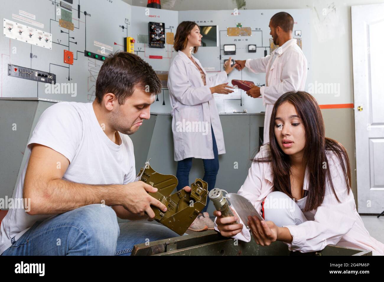 Escape room hi-res stock photography and images - Alamy
