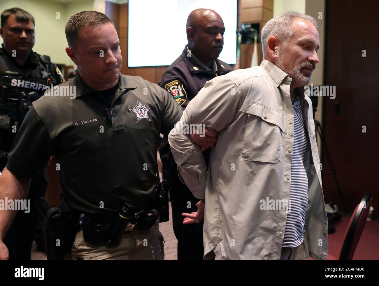 Critical race theory school board hi-res stock photography and images ...