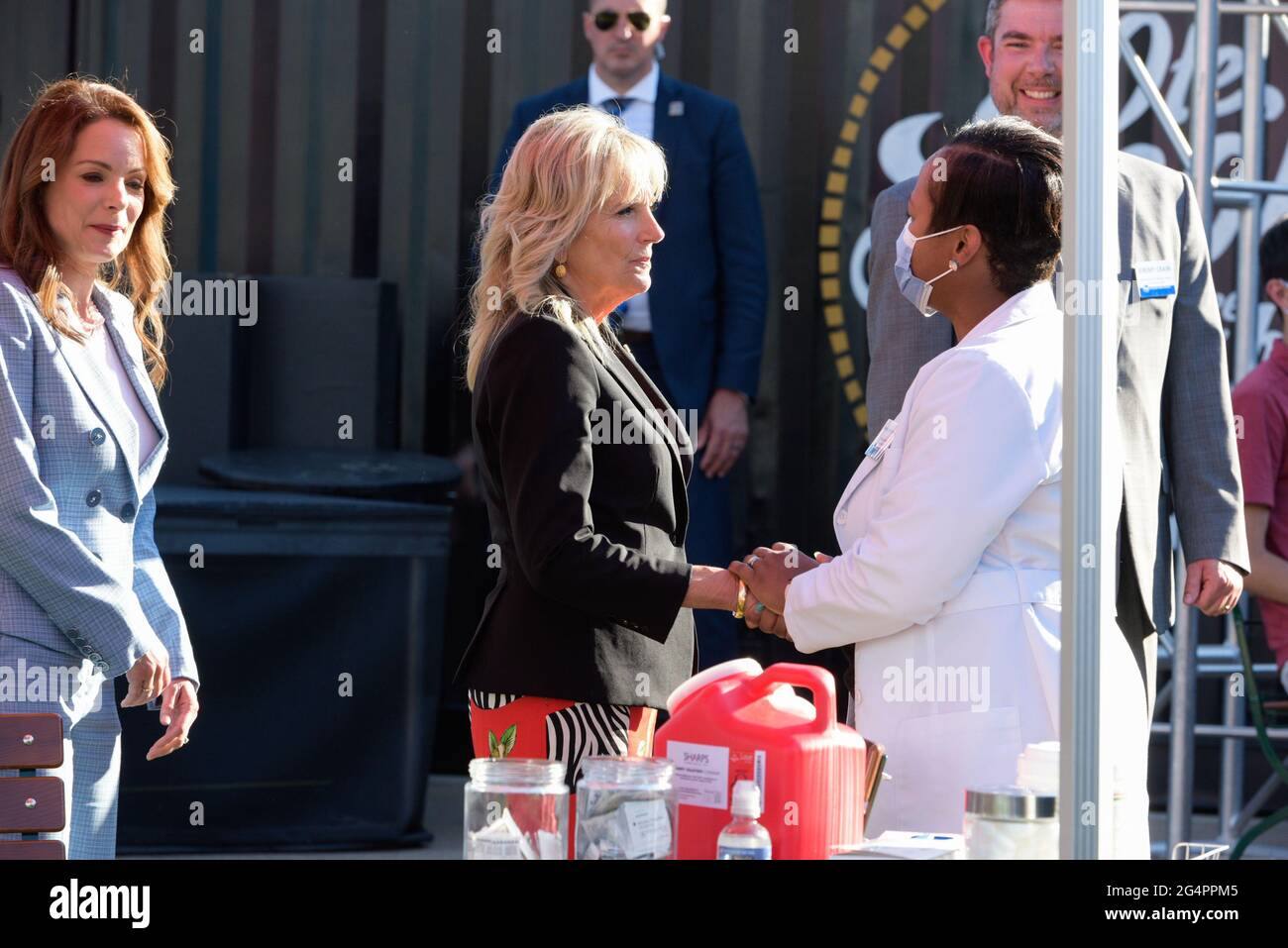 Dr jill biden 2021 hi-res stock photography and images - Alamy