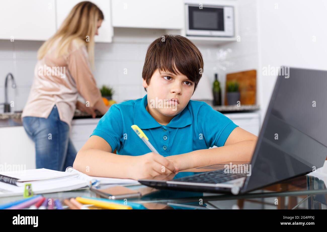 Cooking school boy hi-res stock photography and images - Alamy
