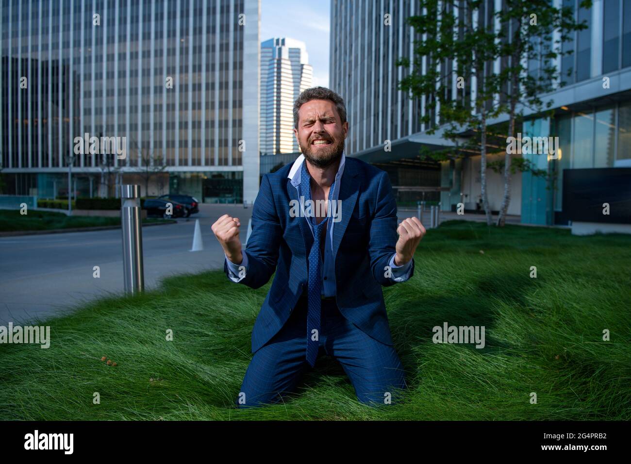 Frustrated businessman crying. Overworked entrepreneur tired hard work ...