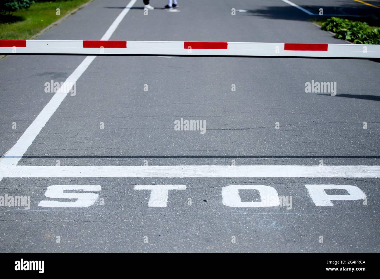 Stop sign barrier hi-res stock photography and images - Alamy