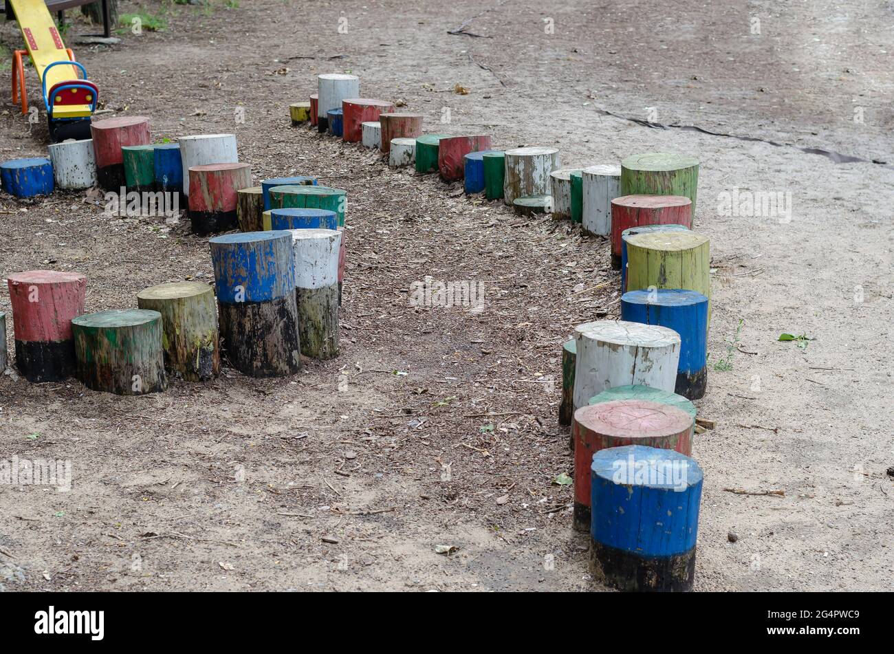 Playground balance stumps hi-res stock photography and images - Alamy