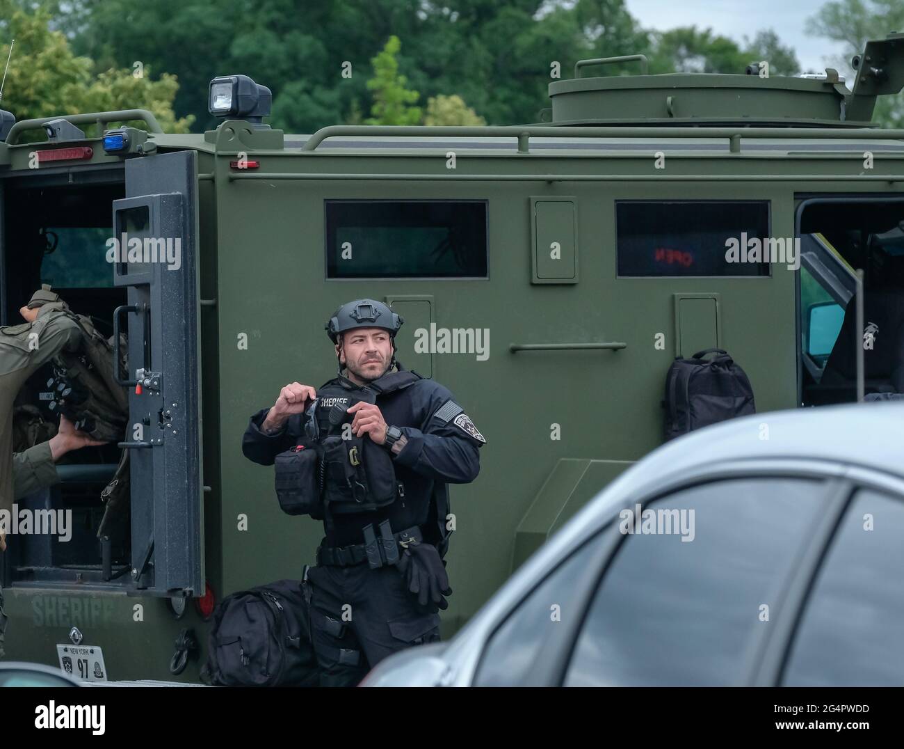 Swat team america hi-res stock photography and images - Alamy