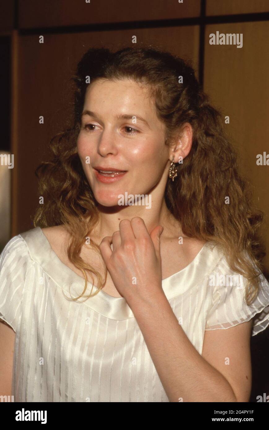 Kate nelligan hi-res stock photography and images - Alamy